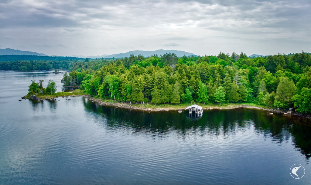 88 Dock Building 2463 Ln, Long Lake NY 12847 | Merrill L. Thomas