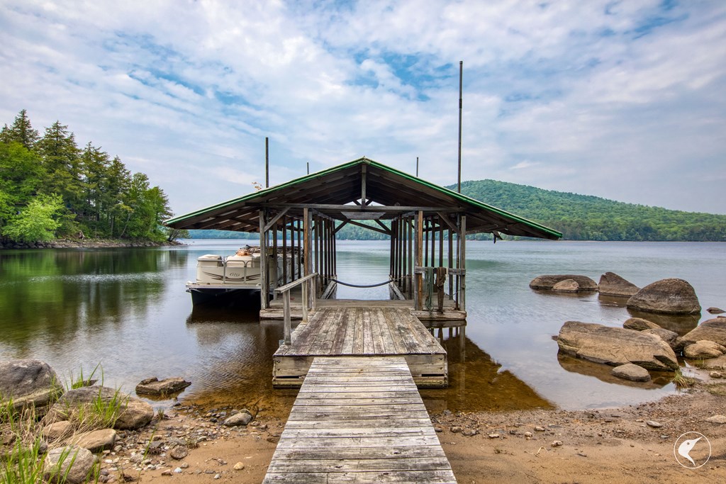 88 Dock Building 2463 Ln, Long Lake NY 12847 | Merrill L. Thomas